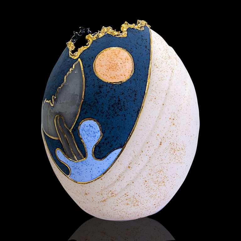 Oval 22K Gold Sharon Penn Whale Tail Art Vase – Diva