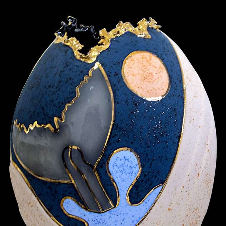 Oval 22K Gold Sharon Penn Whale Tail Art Vase – Diva