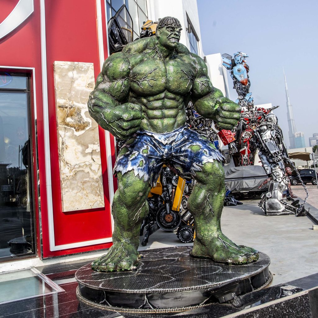 NEW: Modern Giant Marvel Sculpture Recycle Metal Incredible Hulk Statue ...