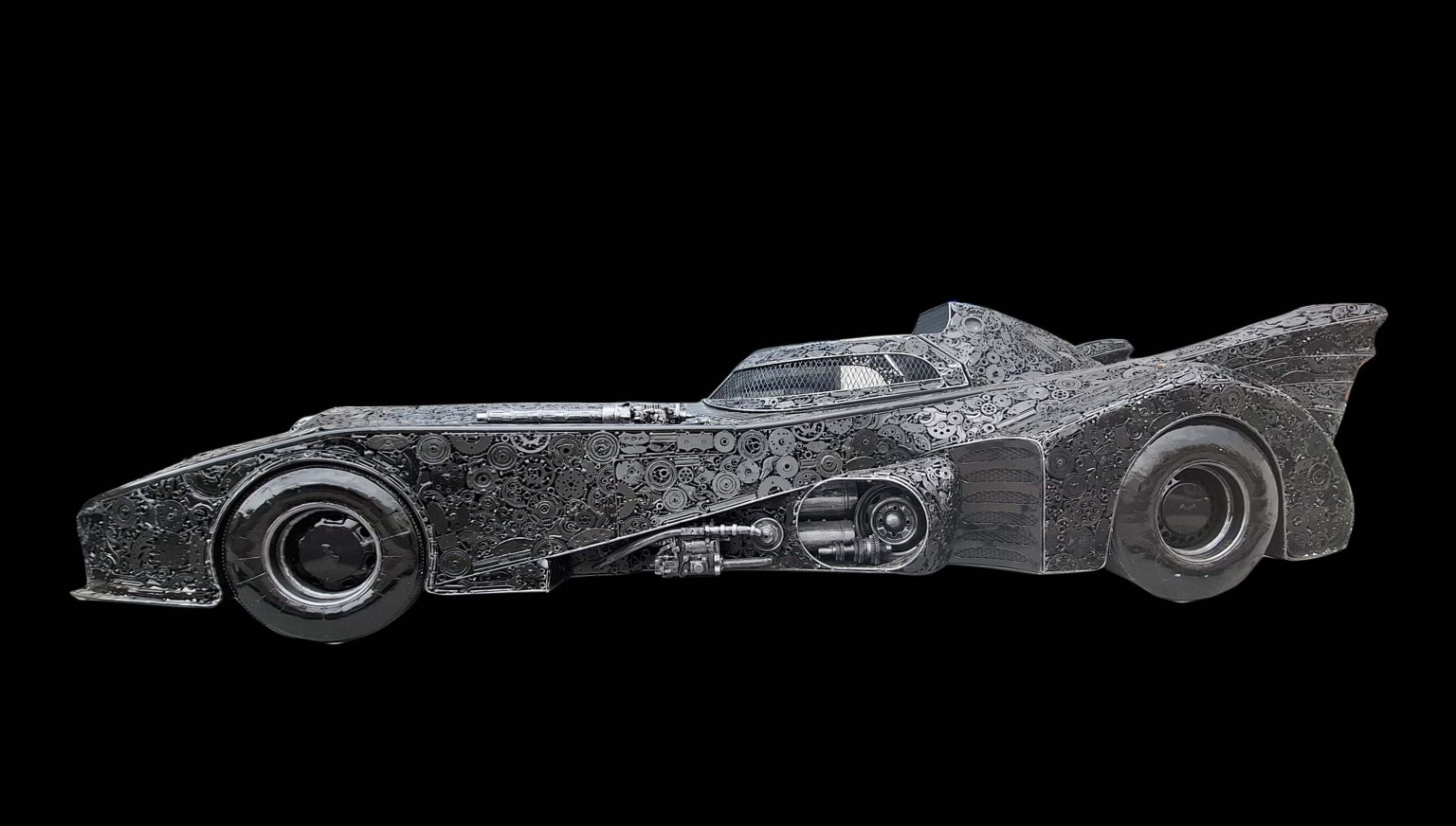 NEW: The BATMOBILE from “BATMAN RETURNS Movie” (Mercedes-Benz) – Diva