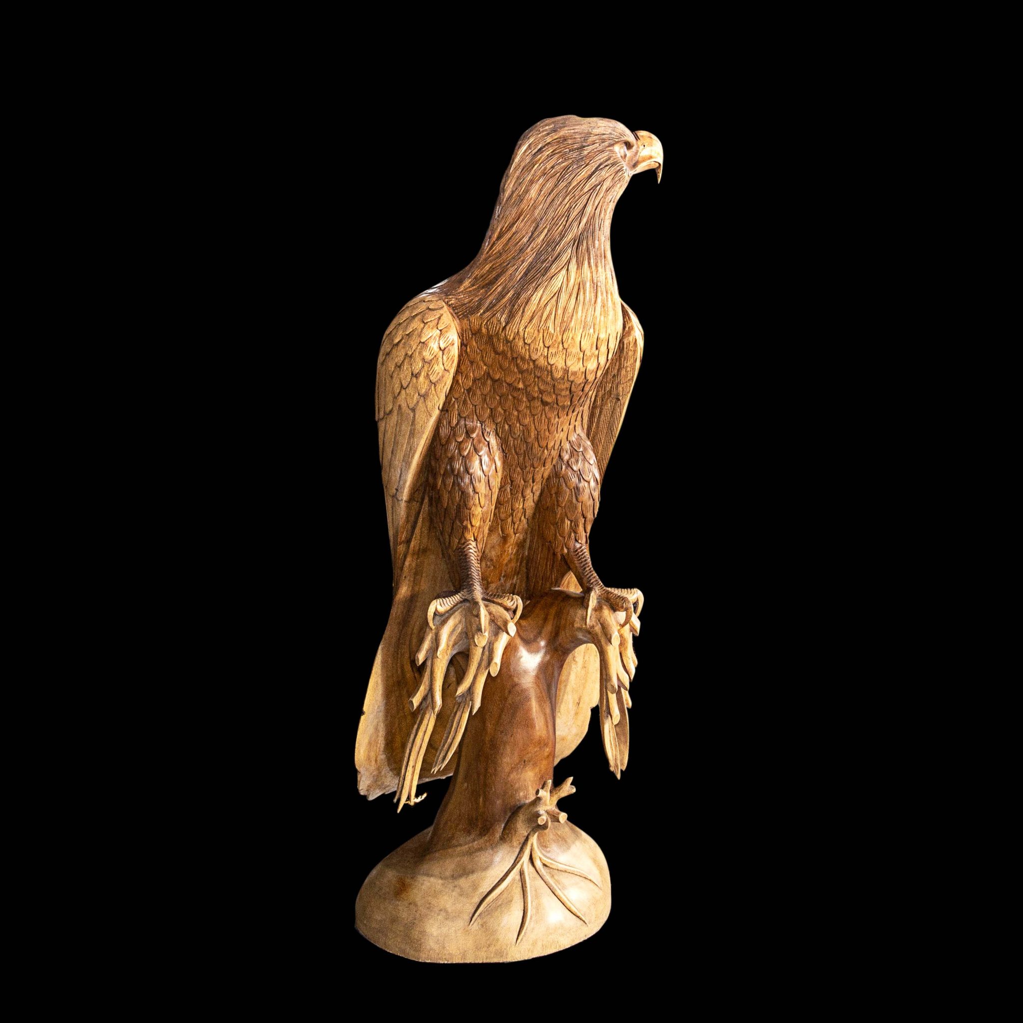 Hand Carved Suar Wood Eagle Sculpture – Diva